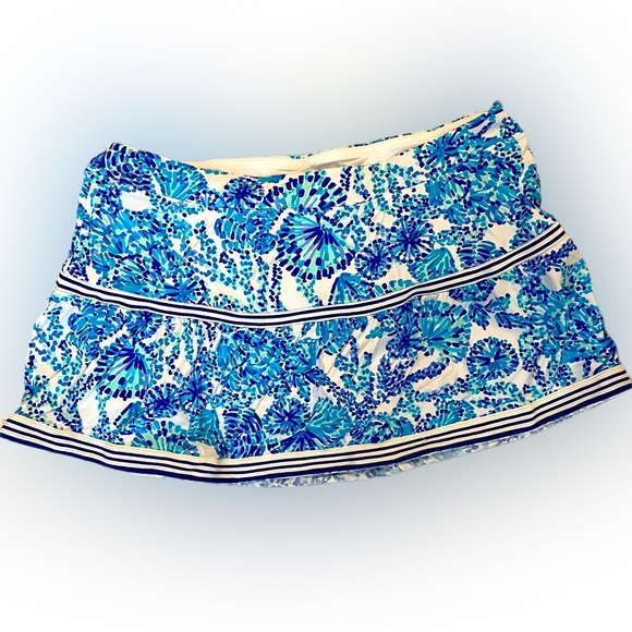 Lilly Pulitzer | Shorts | Lilly Pulitzer Blue Abstract Print Skort Xl ...